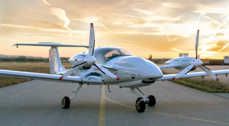 The first electric airplane that you can fast-charge like your Tesla is ...