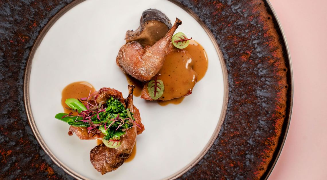 View and acquire art from the sky with the latest VistaJet and Frieze ...