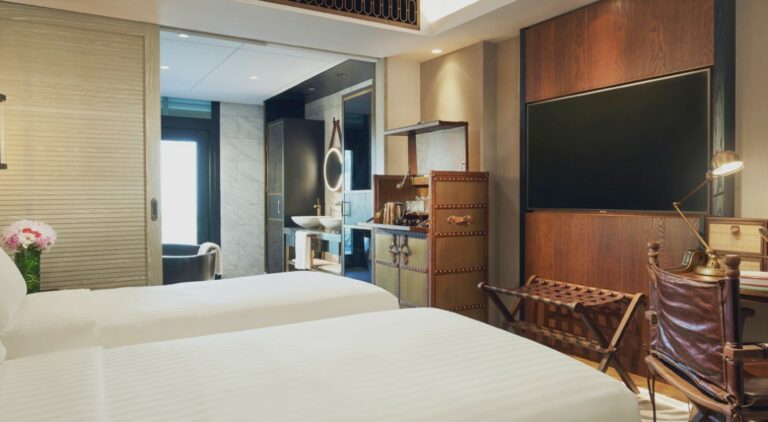 Staycations in Singapore: Embark on a heritage safari experience with ...
