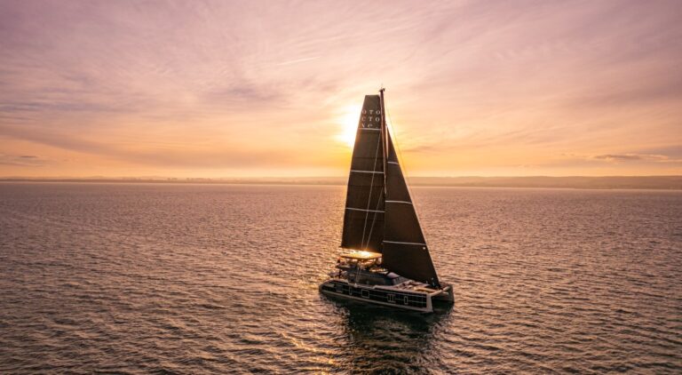 Sunreef Yachts presents the eco-friendly 80 Eco Otoctone - Robb Report ...