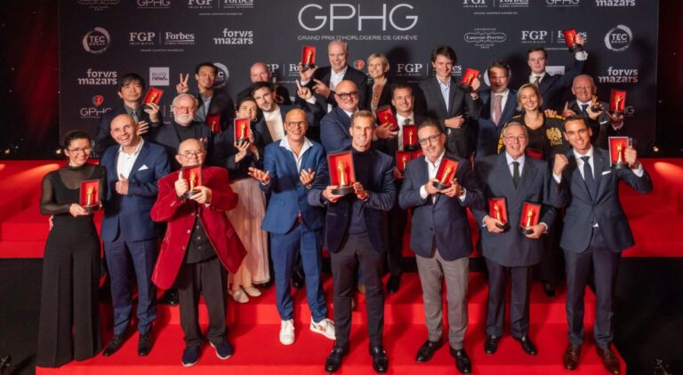 Singapore S Leading Luxury Lifestyle Publication Robb Report Singapore